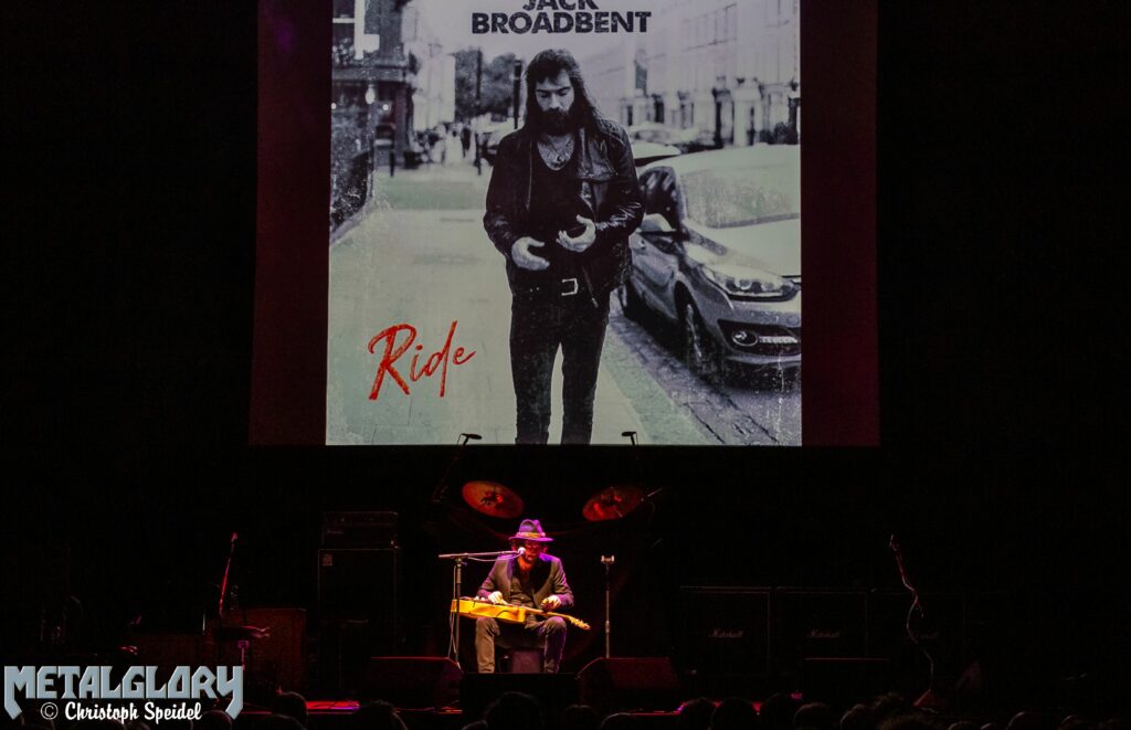 Peter Frampton "Finale: The Farewell Tour", Support Jack Broadbent, 15. ...